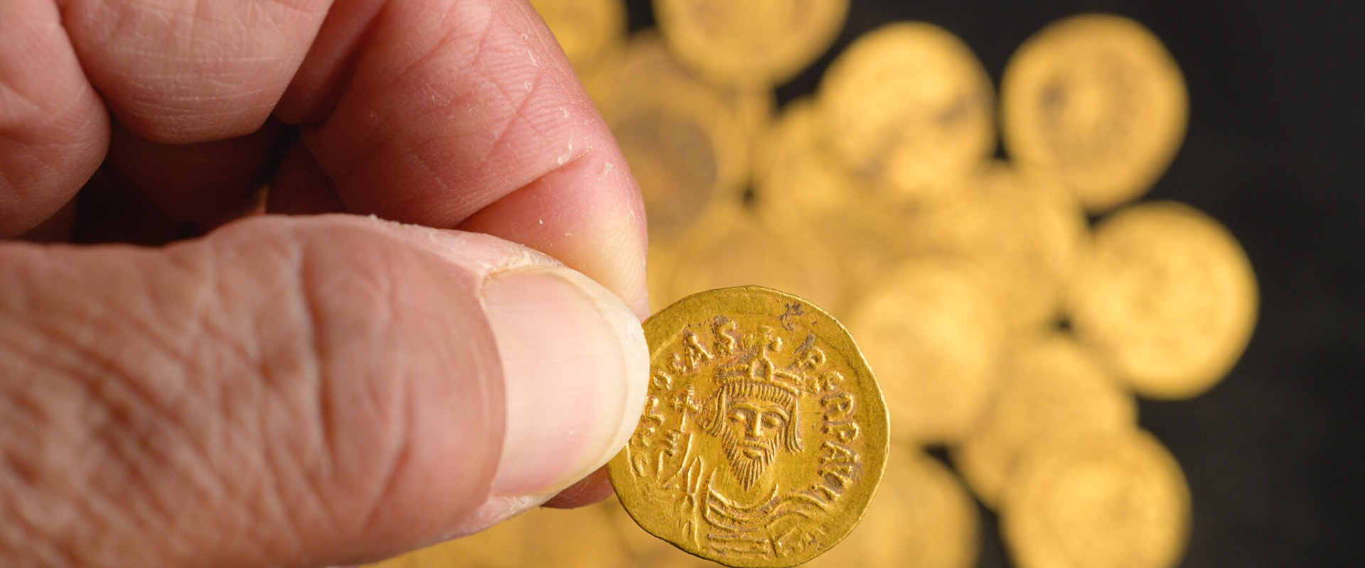 What is the most popular size gold coin?